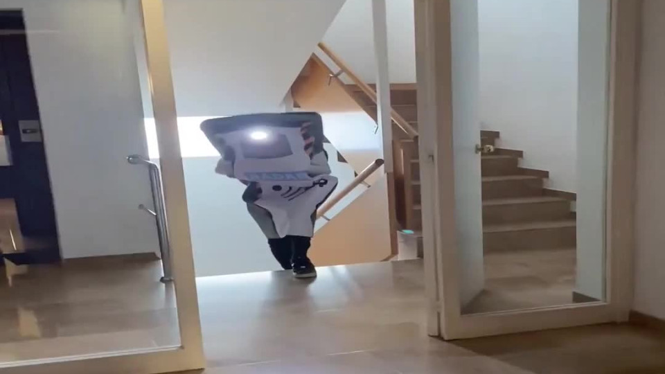 Traffic Radar Costume Prank - Buzz Videos