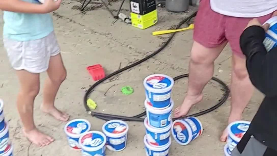 Colorful Whipped Cream Battle Makes a Unique Family Tradition - Buzz Videos