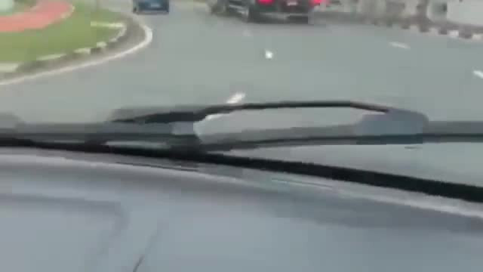 Driver Wrecks Taking Corner Too Fast - Buzz Videos