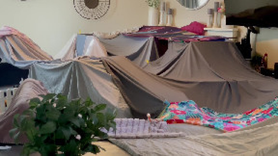 Family Builds Pillow Fort - Buzz Videos